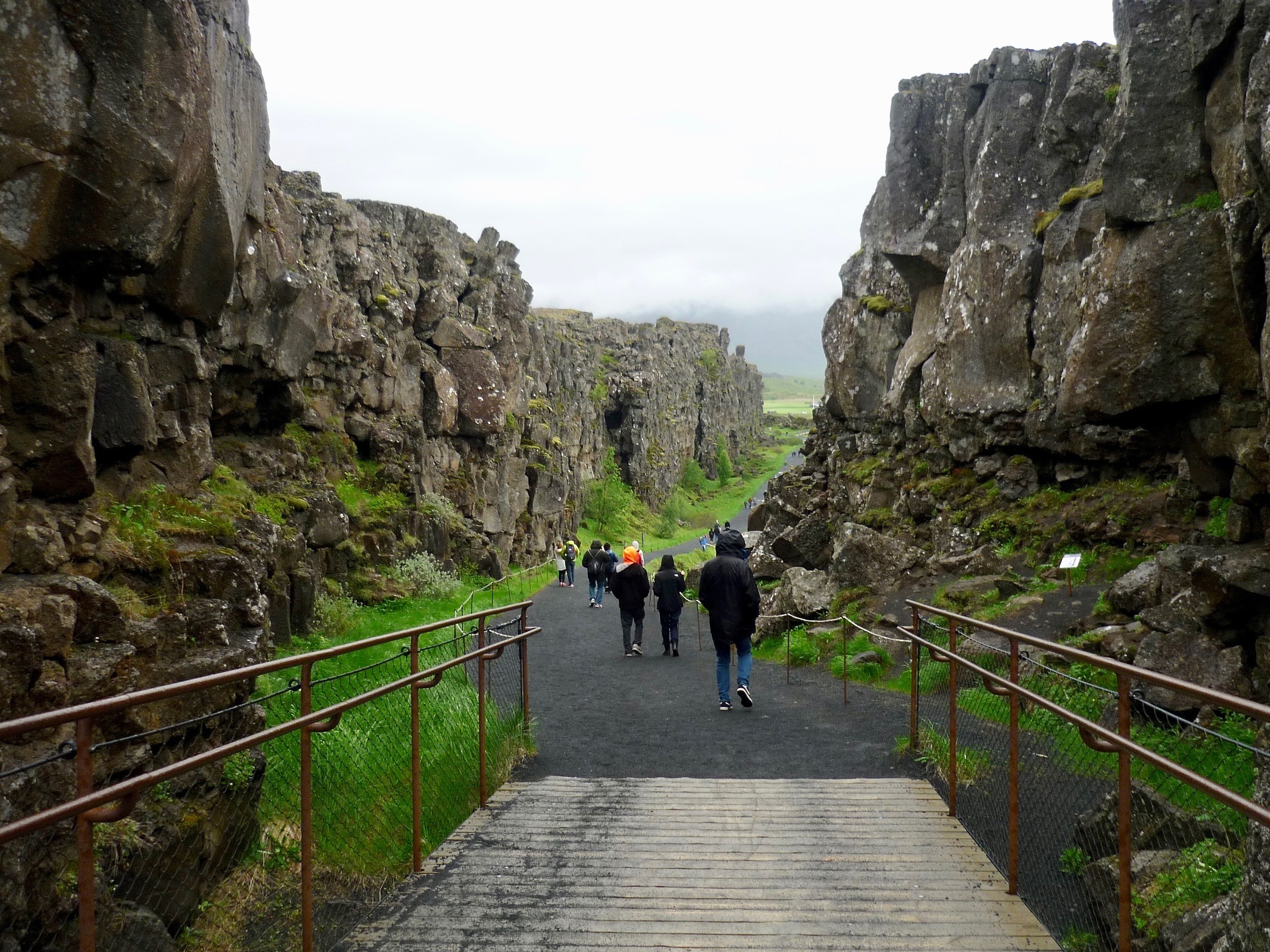 Þingvellir National Park - pint size pilot